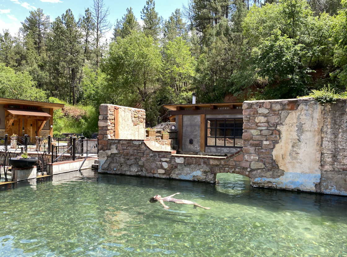 How To Stay At The Real Dutton Ranch From Yellowstone - Full-Time Travel